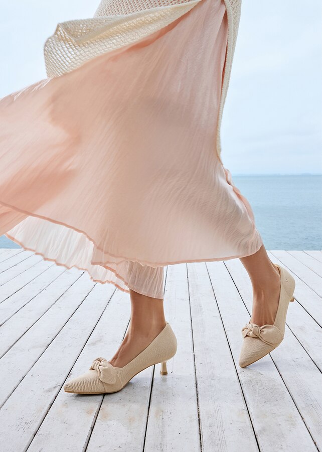 Official Website of VIVAIA Shoes | Comfortable, Sustainable & Washable ...