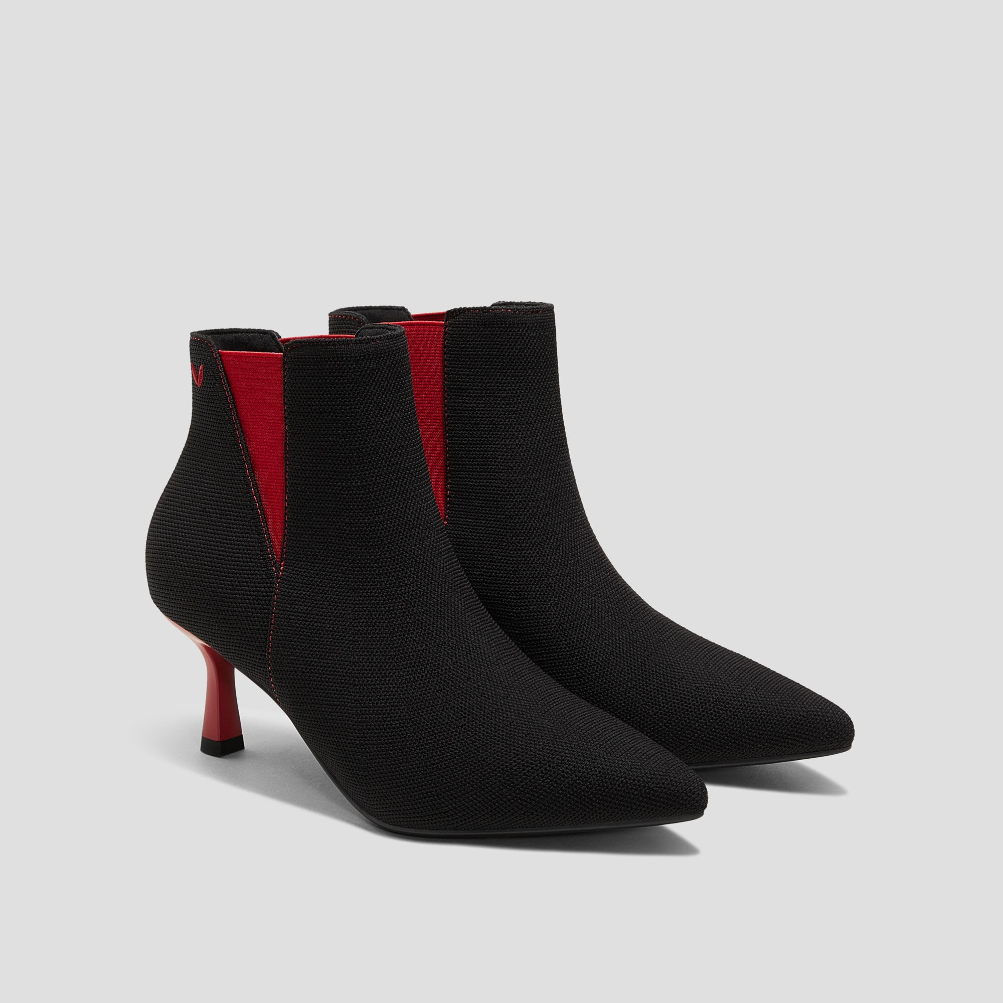 Collection - Sustainable, Comfortable and Machine Washable Shoes | VIVAIA