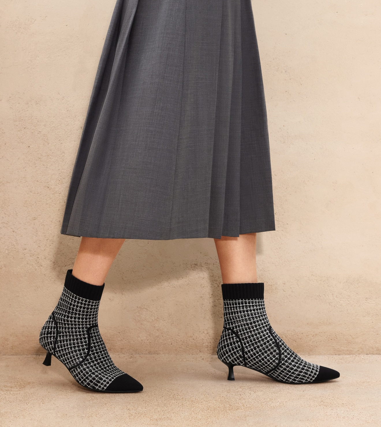 VIVAIA Timeless Chic Collection 24SS