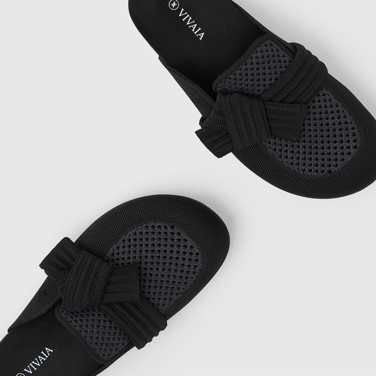 Lauren Round-toe Sandals in Black-Women's Sustainable Shoes | VIVAIA