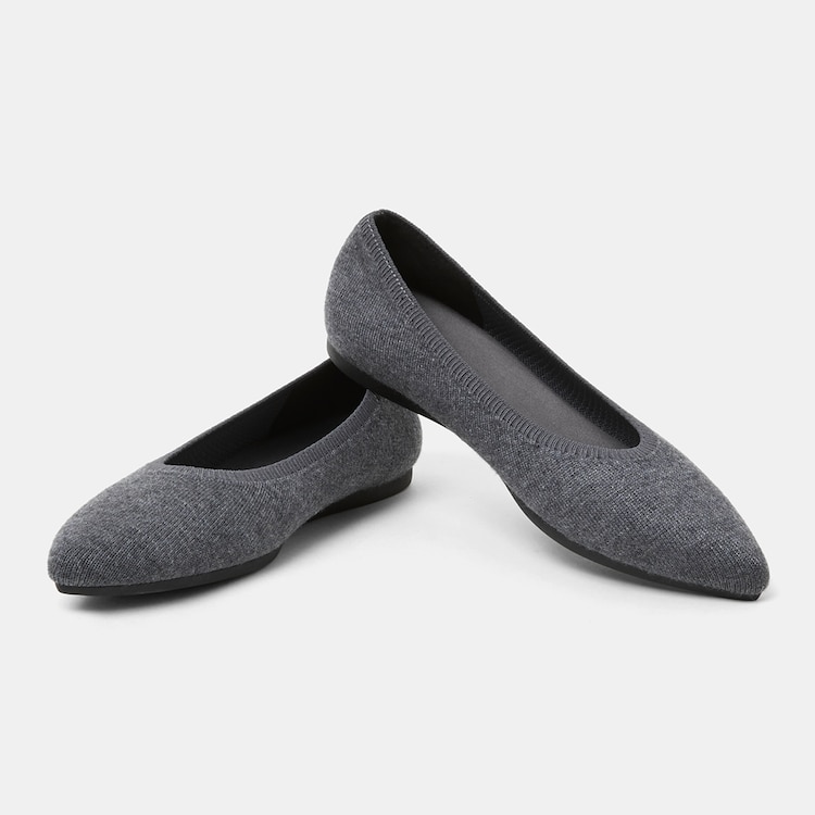 Aria Wool Pointy Flats in Rich Grey-Sustainable & Washable | VIVAIA