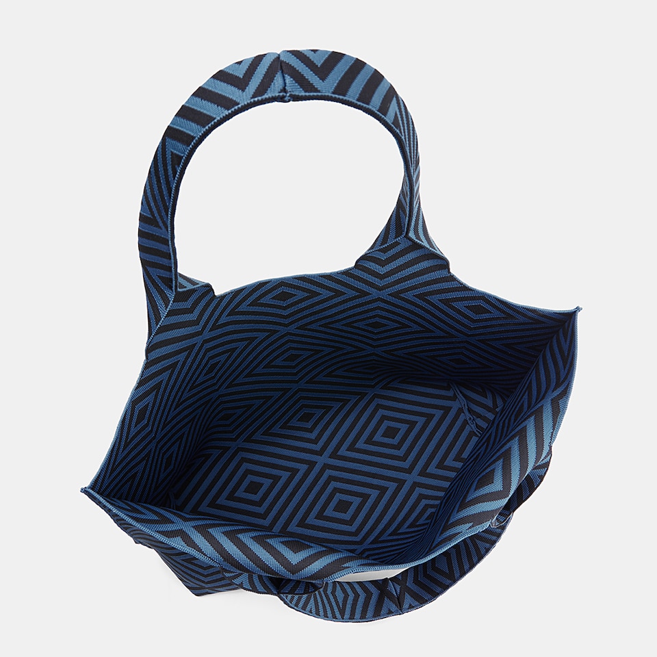 Wallace Tote Bags in Blue-Sustainable & Washable Knitbags | VIVAIA