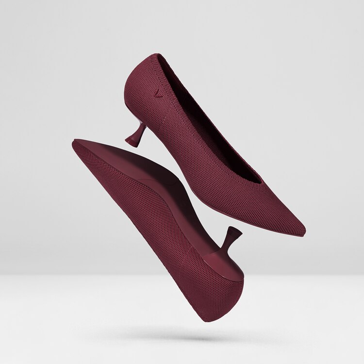 Stella Pointed-Toe Everyday Kitten Heels in Bordeaux Red | VIVAIA