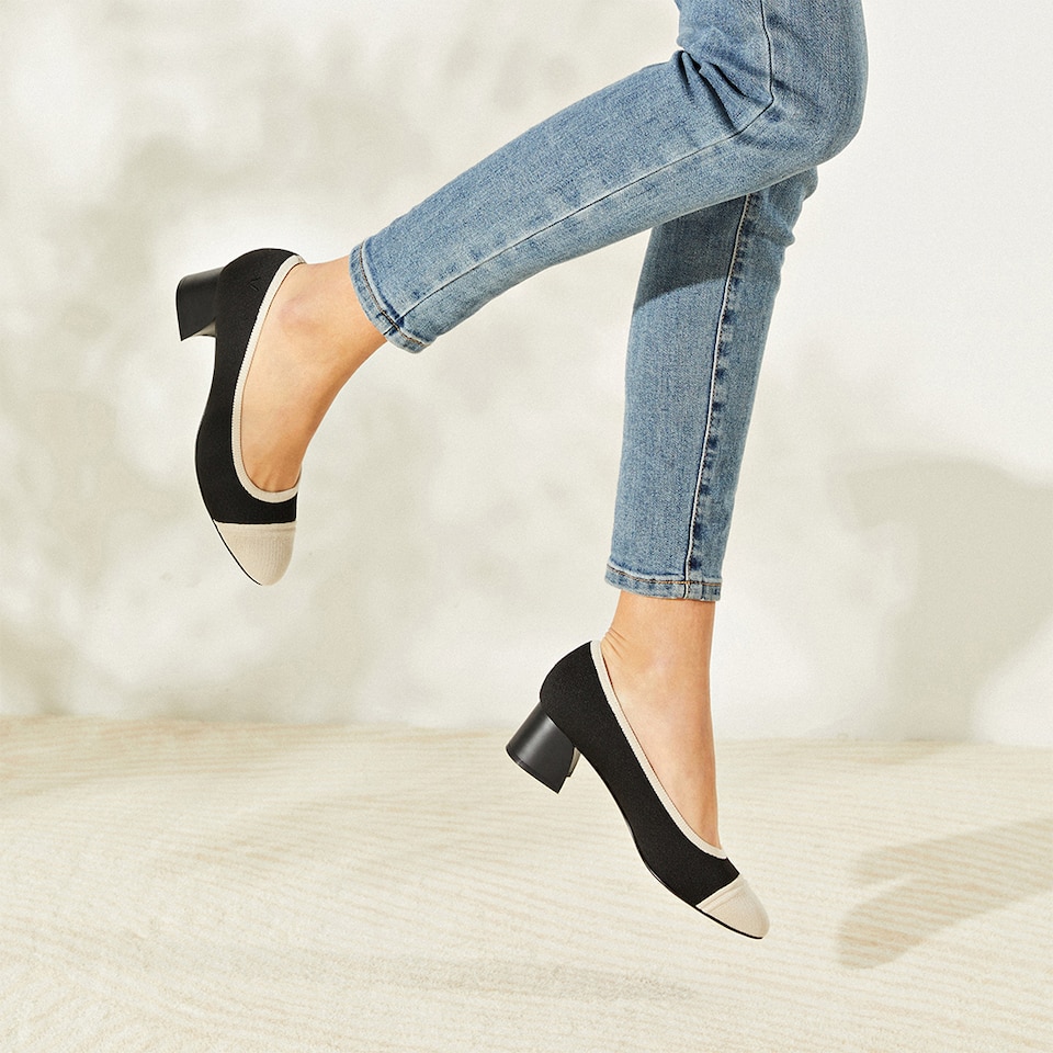 Julie Round Toe Chunky Heels White Black-Washable & Comfortable | VIVAIA