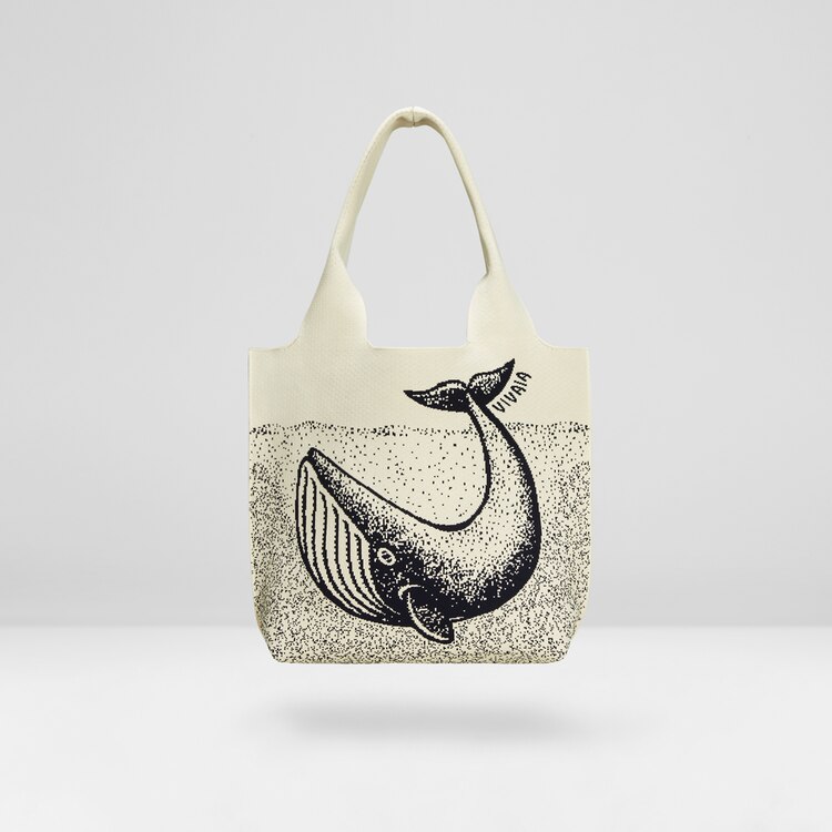 Yoki Tote Bag in Marine Whale-Sustainable & Washable Knitbags | VIVAIA