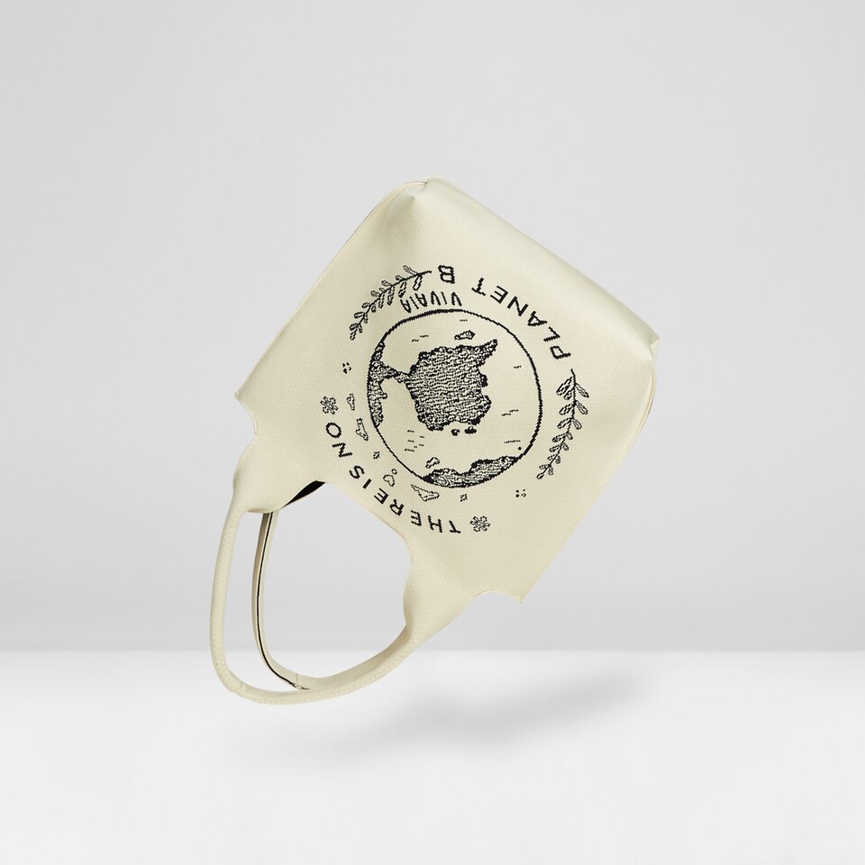 Yoki Tote Bag in Planet Earth-Sustainable & Washable Knitbags | VIVAIA