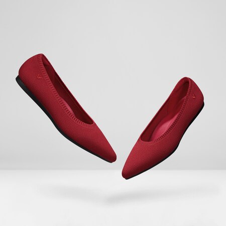 Aria5° Comfortable Pointy Flats in Ruby Red | VIVAIA