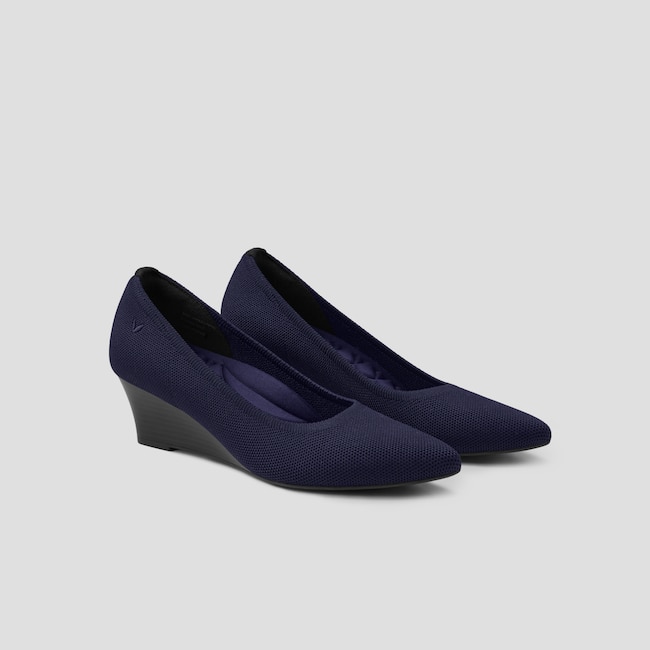 Aria Pointed-Toe Wedge-Sustainable & Washable | VIVAIA